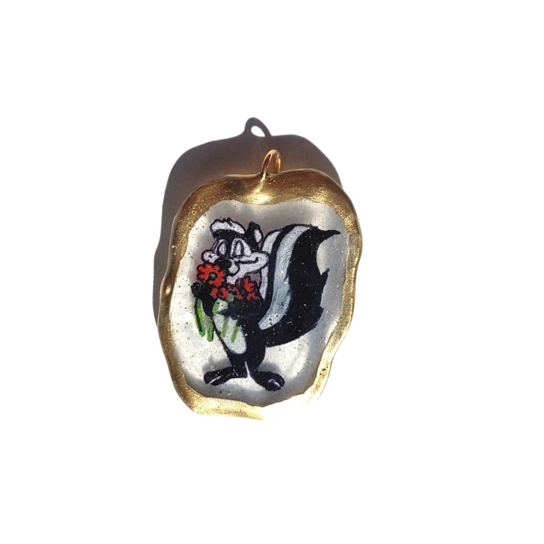 Pepe Le Pew Looney Tunes Cute Dainty Delicate 18k Gold Resin Kidcore ...
