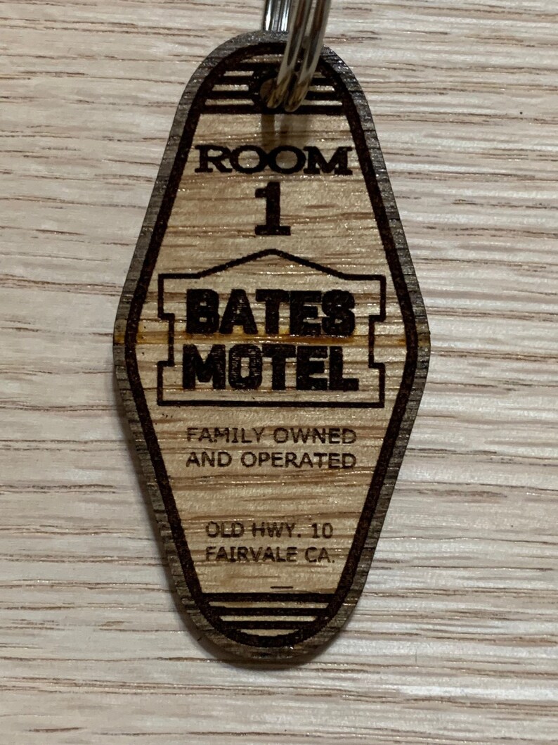 Bates Motel Key Ring-movie Prop-elegant Keychain for the Horror Movie ...