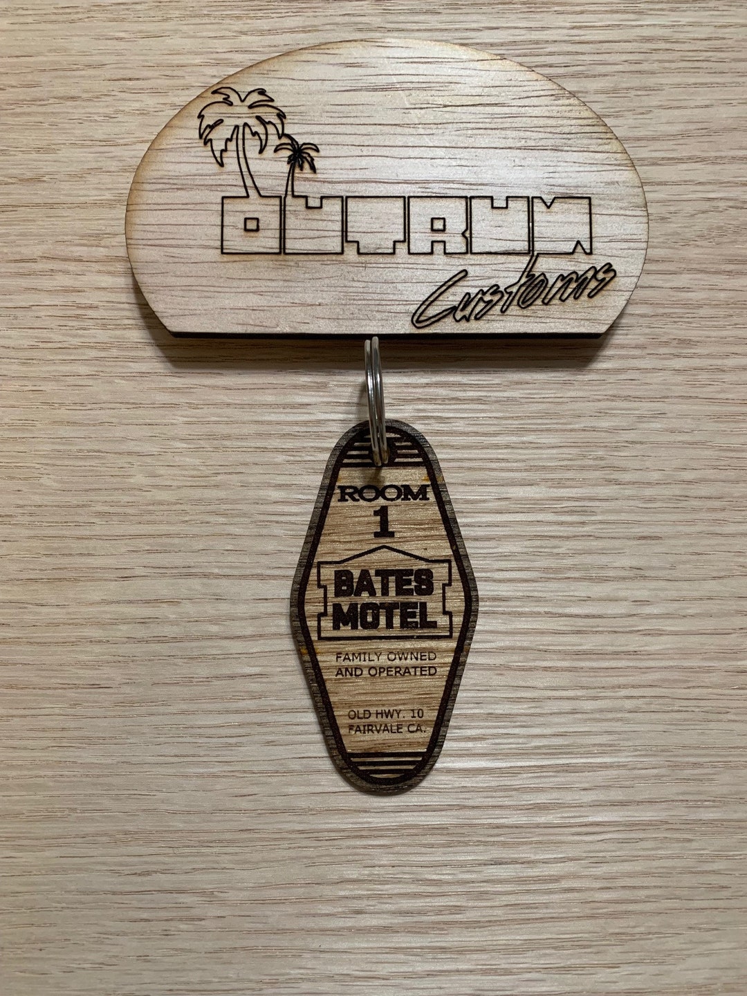 Bates Motel Key Ring-movie Prop-elegant Keychain for the Horror Movie ...