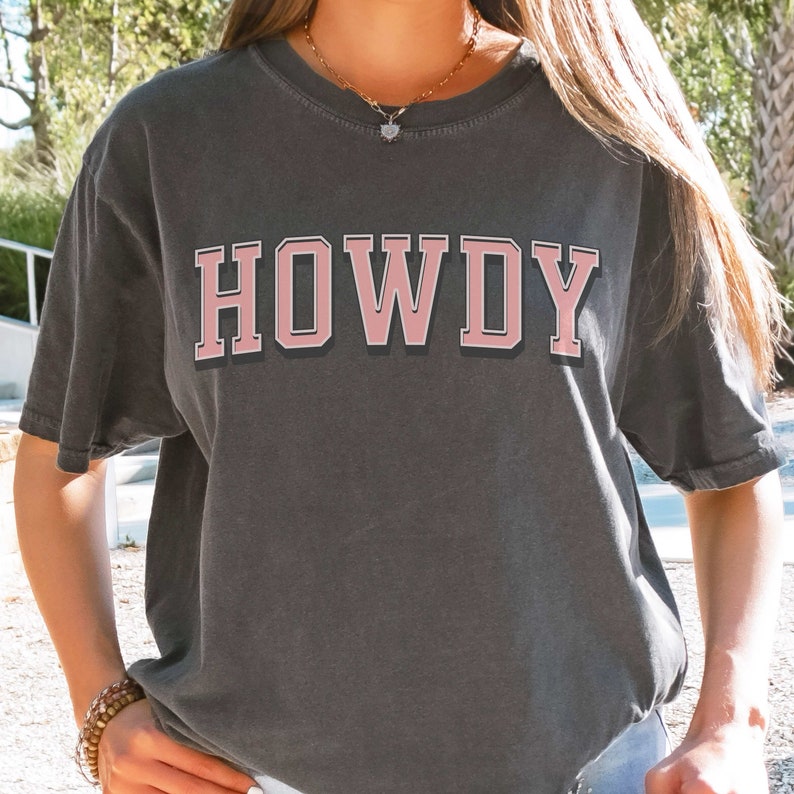 Howdy Tshirt, Western Graphic Tees, Women's Western Shirts, Cowgirl ...