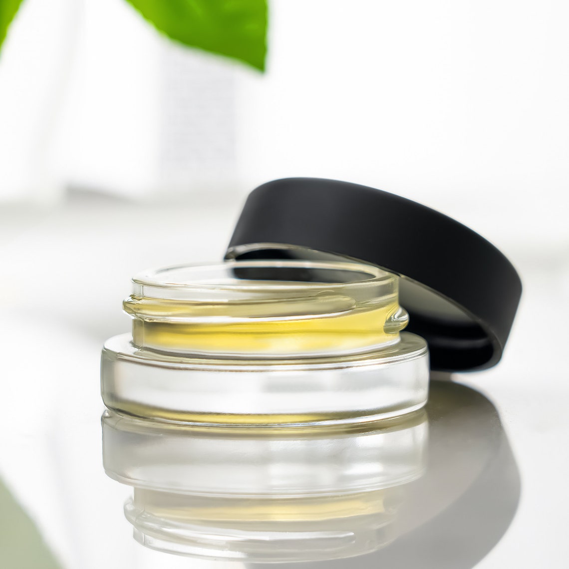 90 Pack - 7ml Low Profile Thick Glass Containers With Black Lids ...