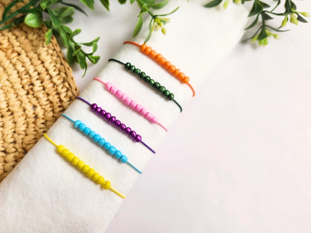 Elastic Cord Bracelet With Sliding Czech Glass Beads | Adjustable ...