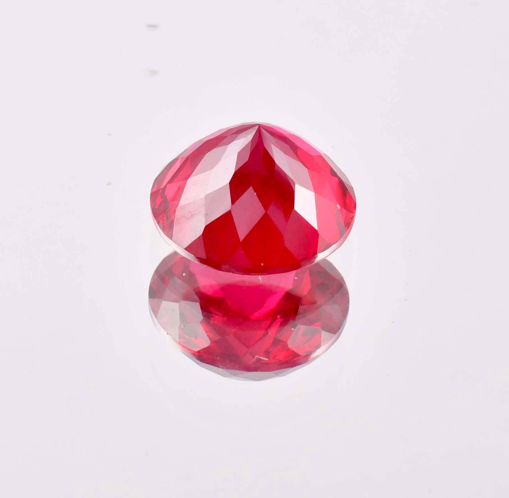 AAA+ Flawless Natural MOGOK Red Ruby, Round Cut GIT Certified Heart ...