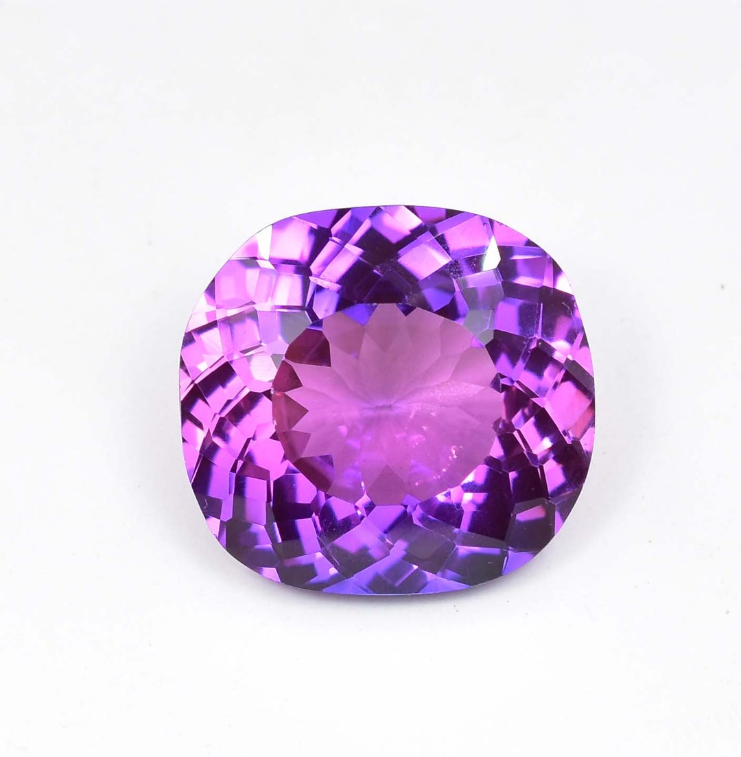 18 X 18 MM Flawless 25.60 Ct Triple Color Purple Blue and Pink Ceylon ...