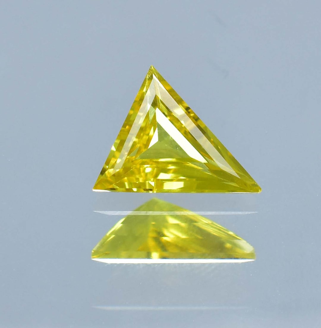 11 X 9 MM 2.55 Ct Flawless Bi-color Ceylon Yellow Sapphire GIT ...