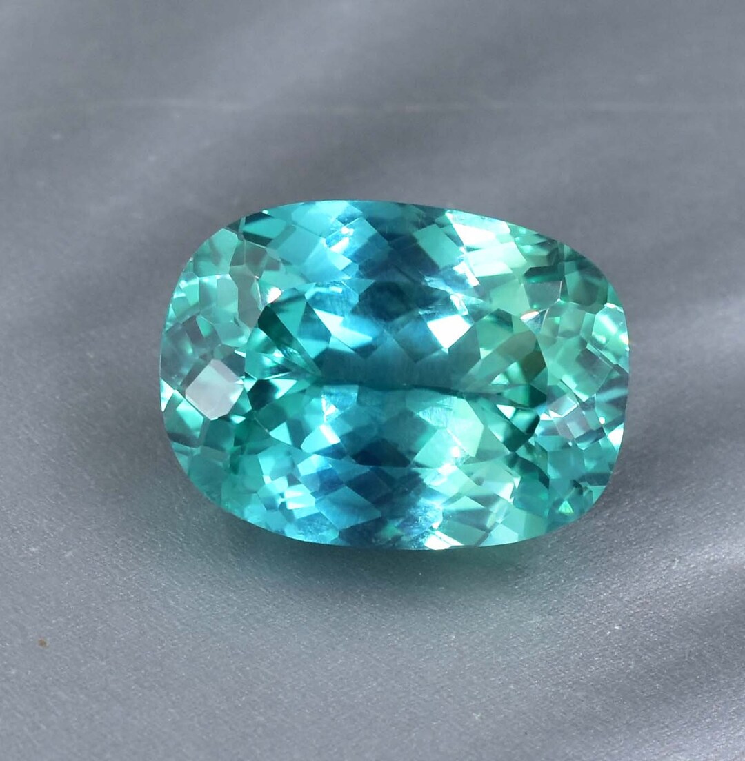 HUGE Flawless 40.65 Ct High-end Glamorous Natural Bi-color Parti ...