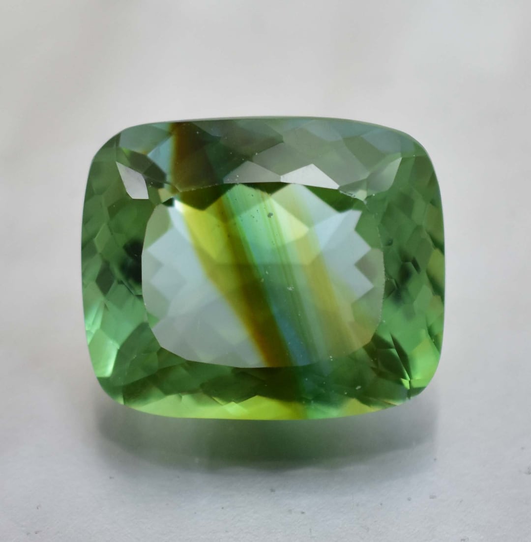 23 X 24 MM HUGE Flawless 77.40 Ct Natural Bi-color Parti Sapphire ...