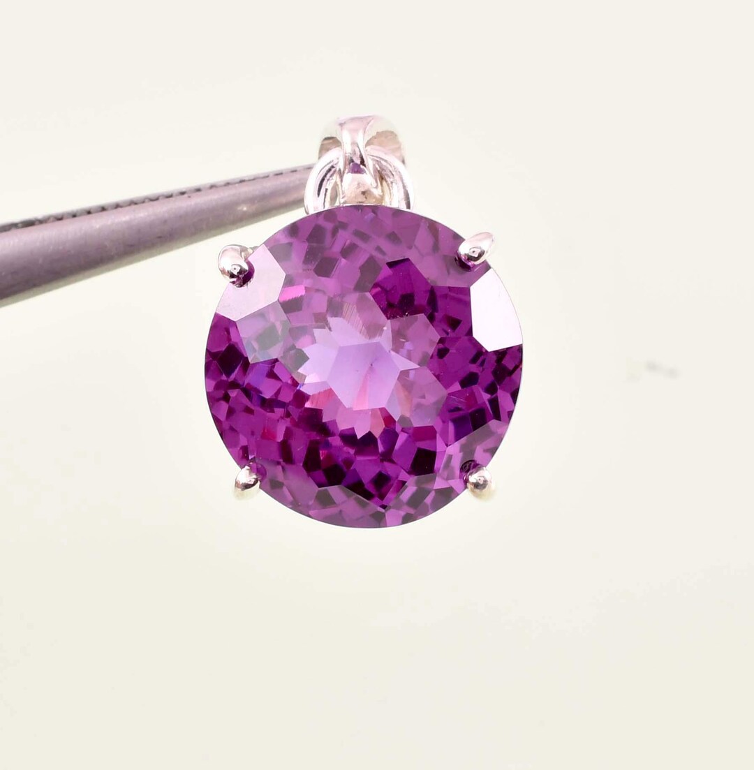 AAA Flawless Color Change Alexandrite Gemstone Pendant on 925 Silver ...