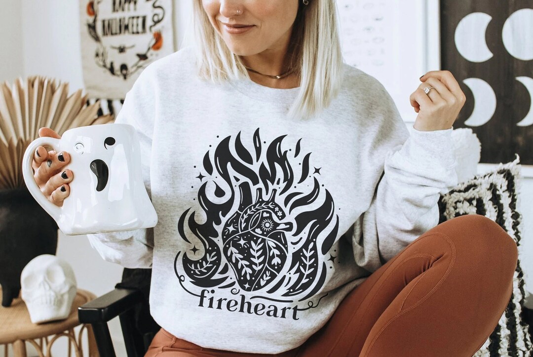 Fireheart Throne of Glass Tog Crewneck Sweatshirt | OFFICIALLY LICENSED ...