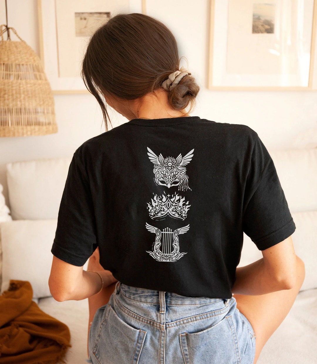 Dread Trove Court of Silver Flames T Shirt | OFFICIALLY LICENSED ...