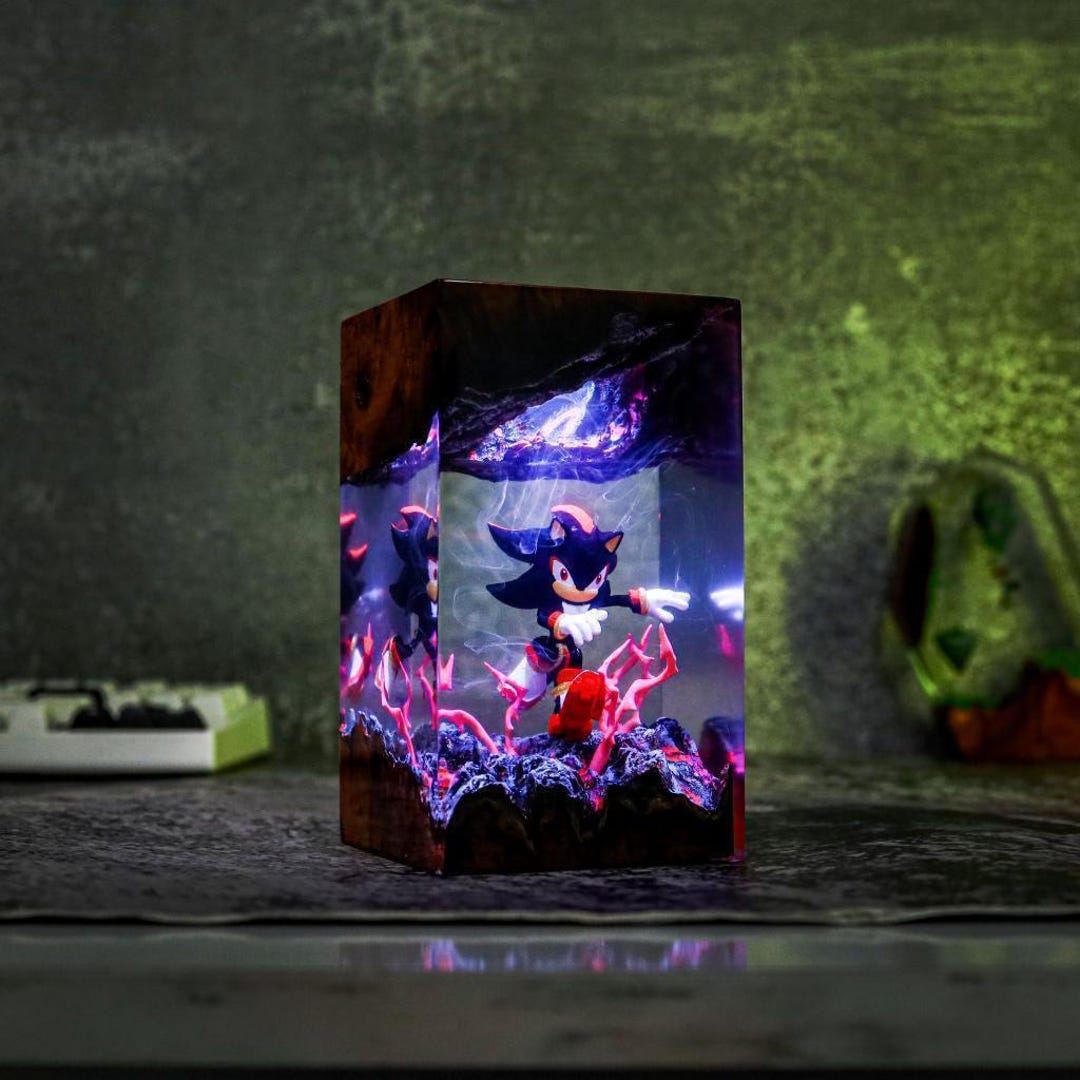 Shadow the Hedgehog Night Light, Sonic Game Character Resin Art Lamp ...