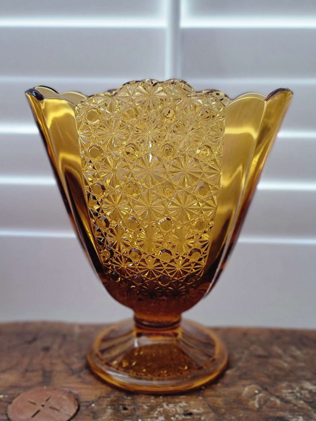 Amber Daisy and Button Fan Vase - Etsy