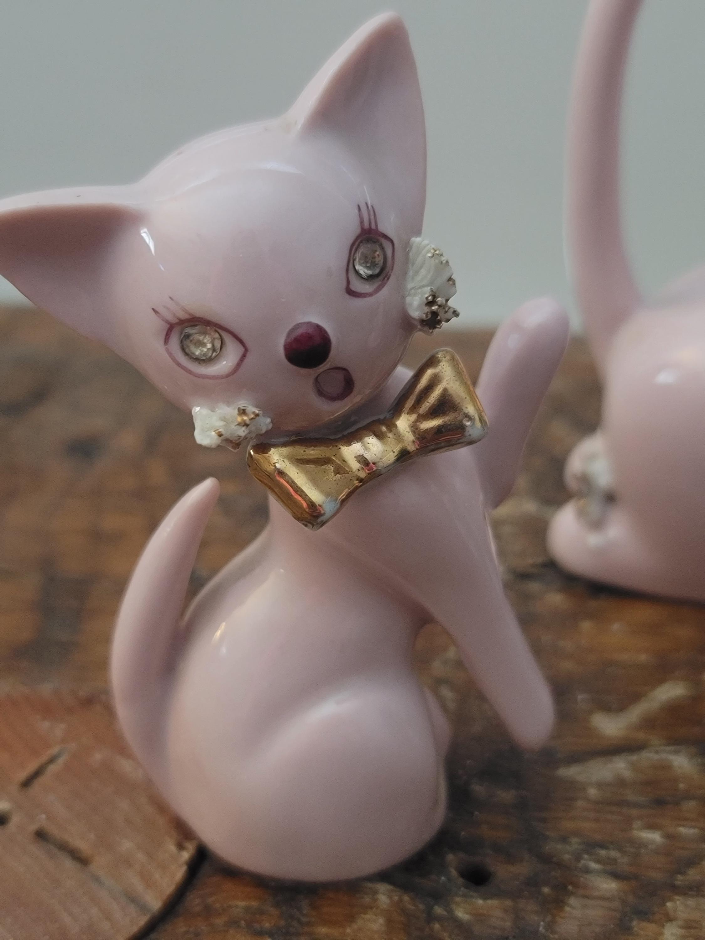 Kitschy Spaghetti Trim Pink Cat Set Made in Japan - Etsy
