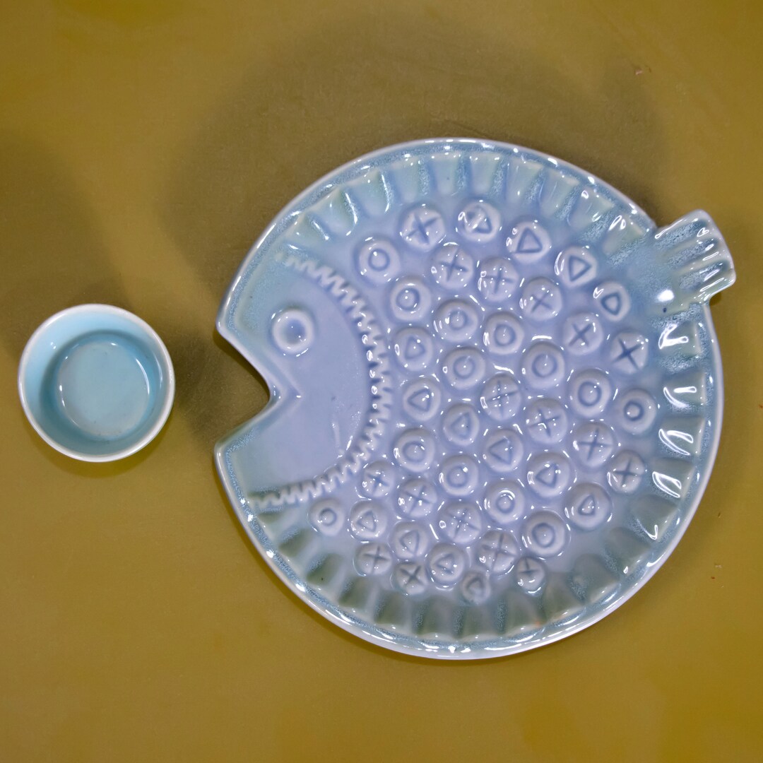 The Indian Rose - Dory - Chip and Dip Serving Plate With Condiment ...