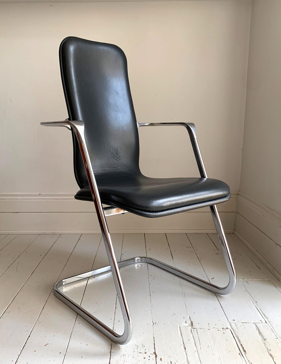 Vintage Mid Century Frederick Scott for Hille Cantilever Dark Grey ...