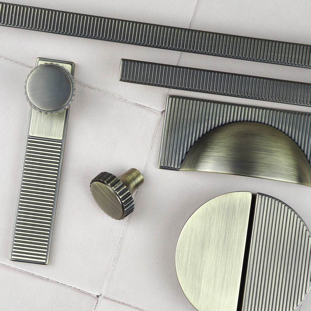 Antique Brushed Brass Ribbed Kitchen Handles Matt Bar Pull Cup Half ...