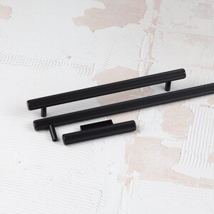 Matt Black Reeded Kitchen Cabinet Handles Cupboard Door Drawer Pull ...