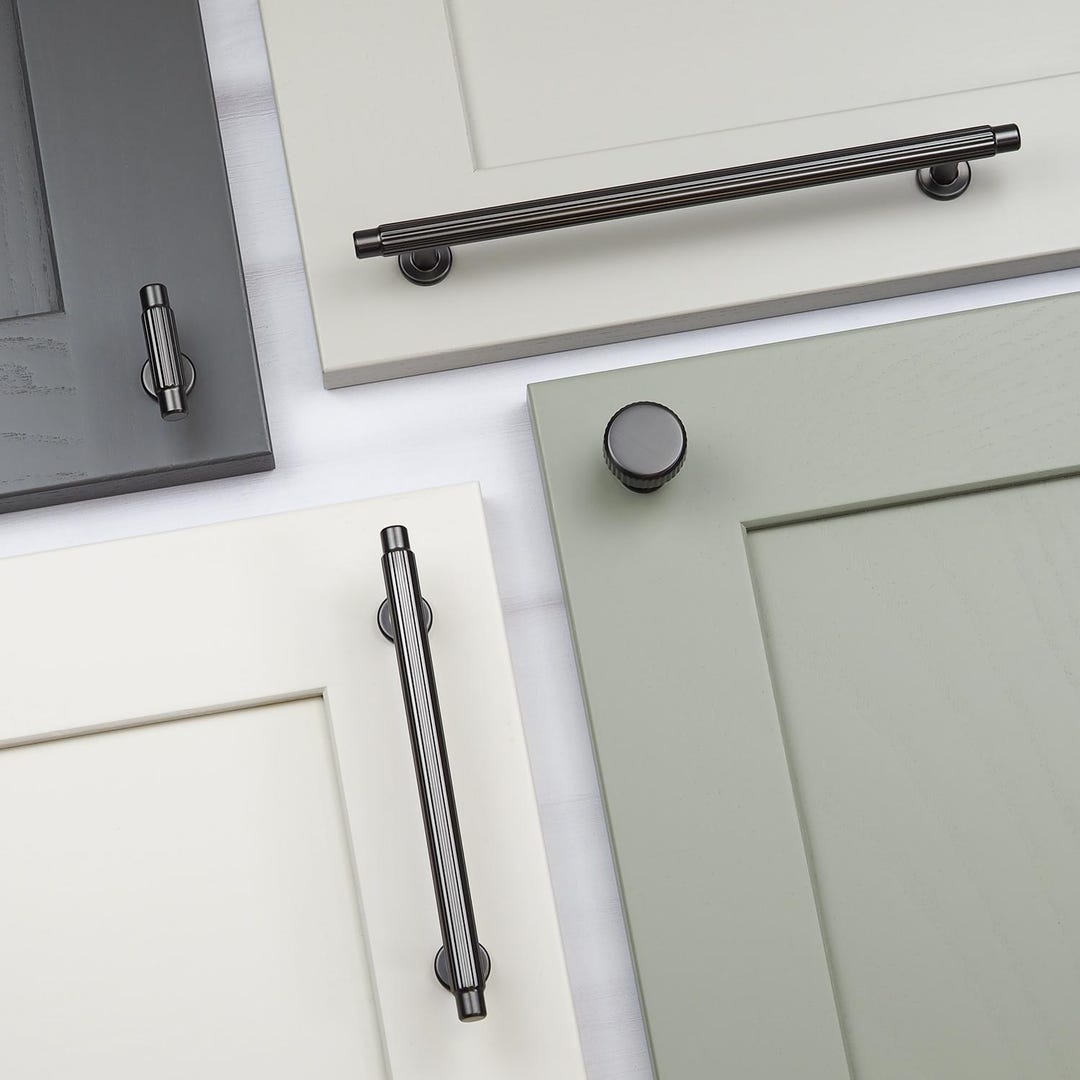 Dark Grey Cabinet Bar Handles & Matching Knobs Reeded Anthracite ...