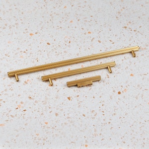 Gold Brass Reeded Bar Kitchen Handles Grooved Cupboard Cabinet Door ...
