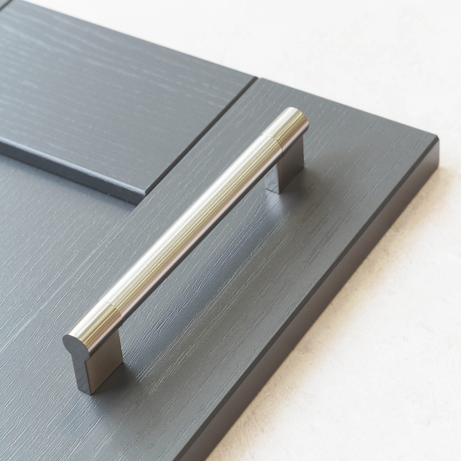 Brushed Nickel Keyhole Boss Bar Handle 160mm 16mm Bar Thickness Kitchen ...