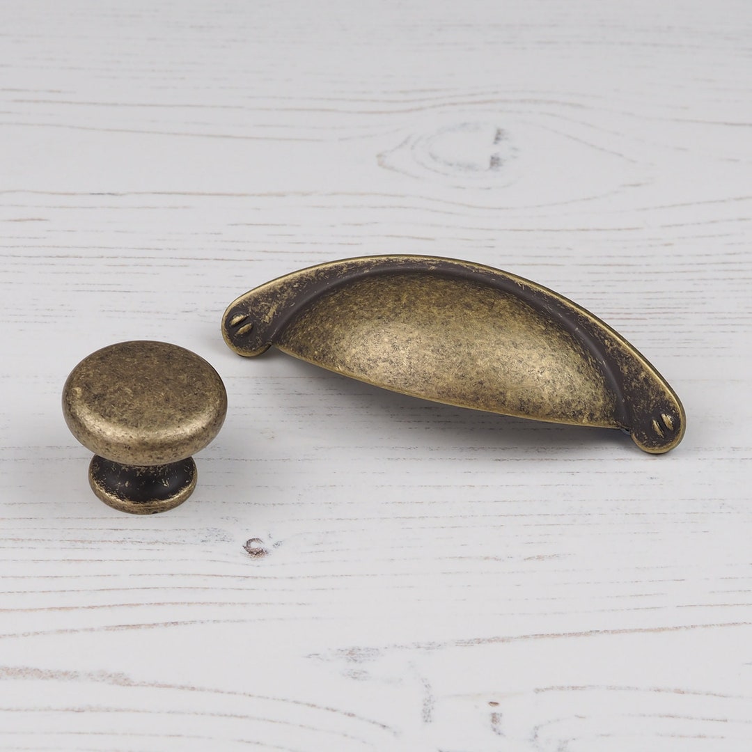 Antique Brass Kitchen Cabinet Cup Handle 64mm & Matching Round Knob ...