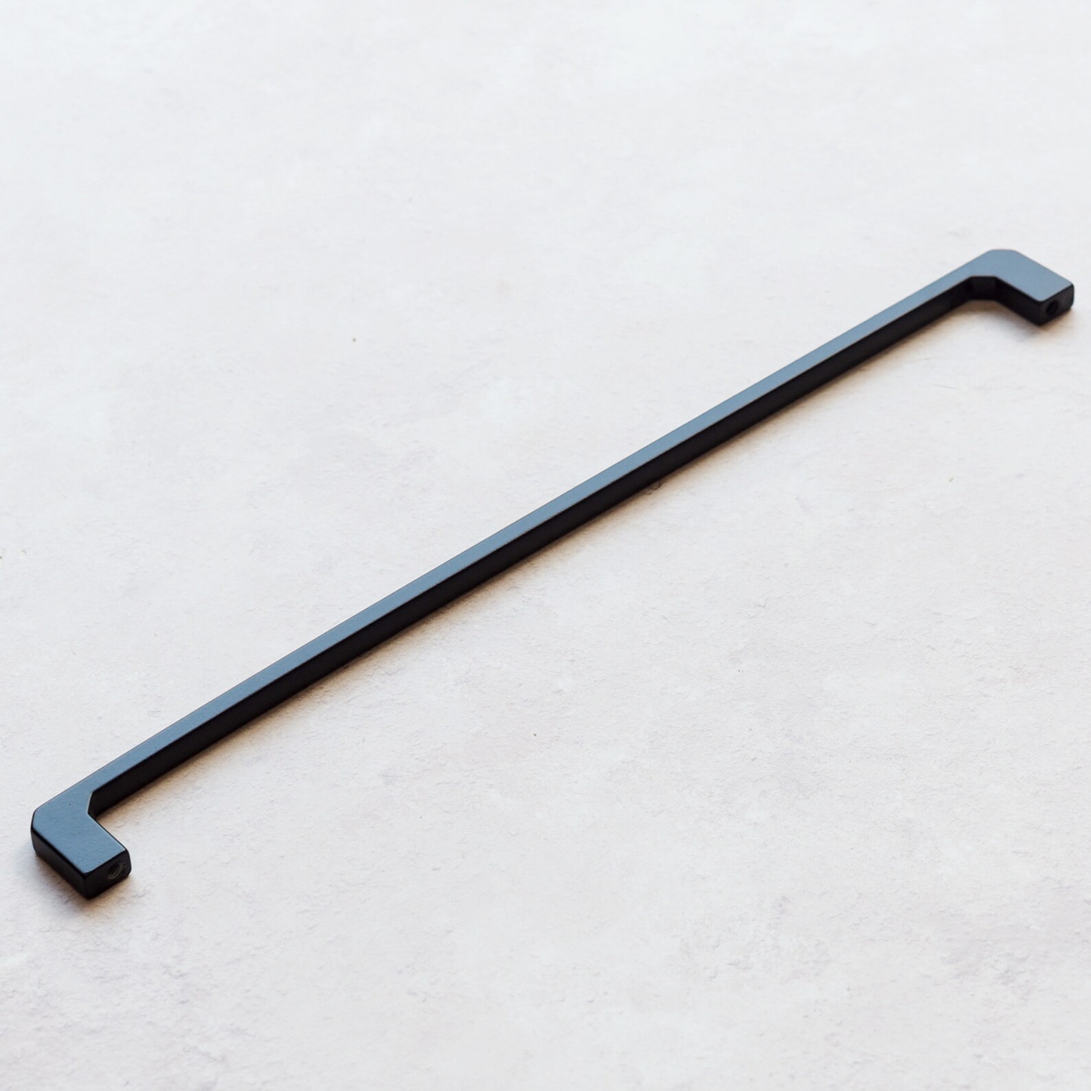 Matt Black Slim Squared Angular Kitchen Cabinet D Handle 320mm Bedroom ...