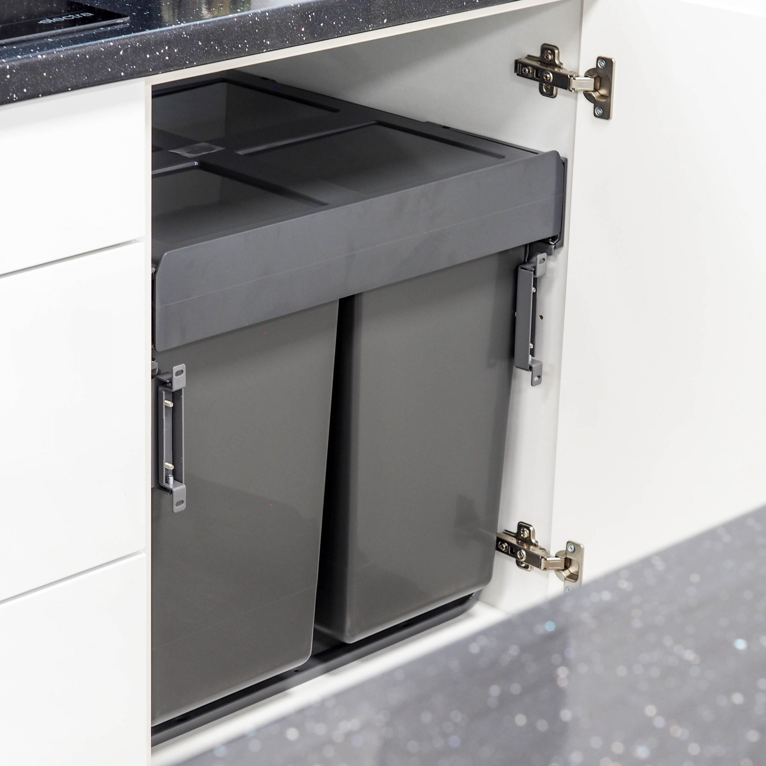 90L Pull Out Kitchen Waste Recycling Bin for 600mm Unit Hinged Door ...