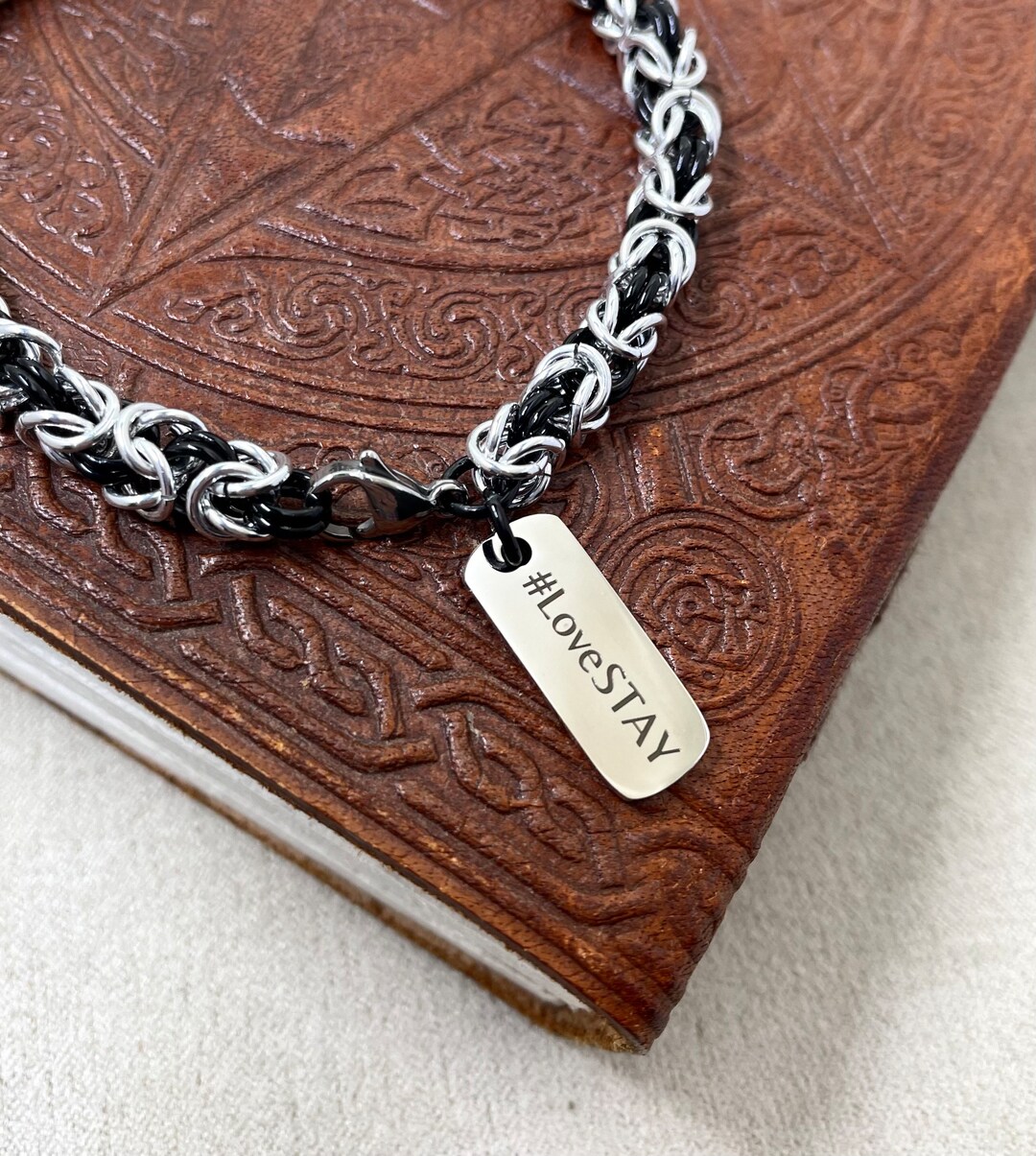 Stray Kids Lovestay Chainmaille Charm Bracelet in Black and Silver - Etsy