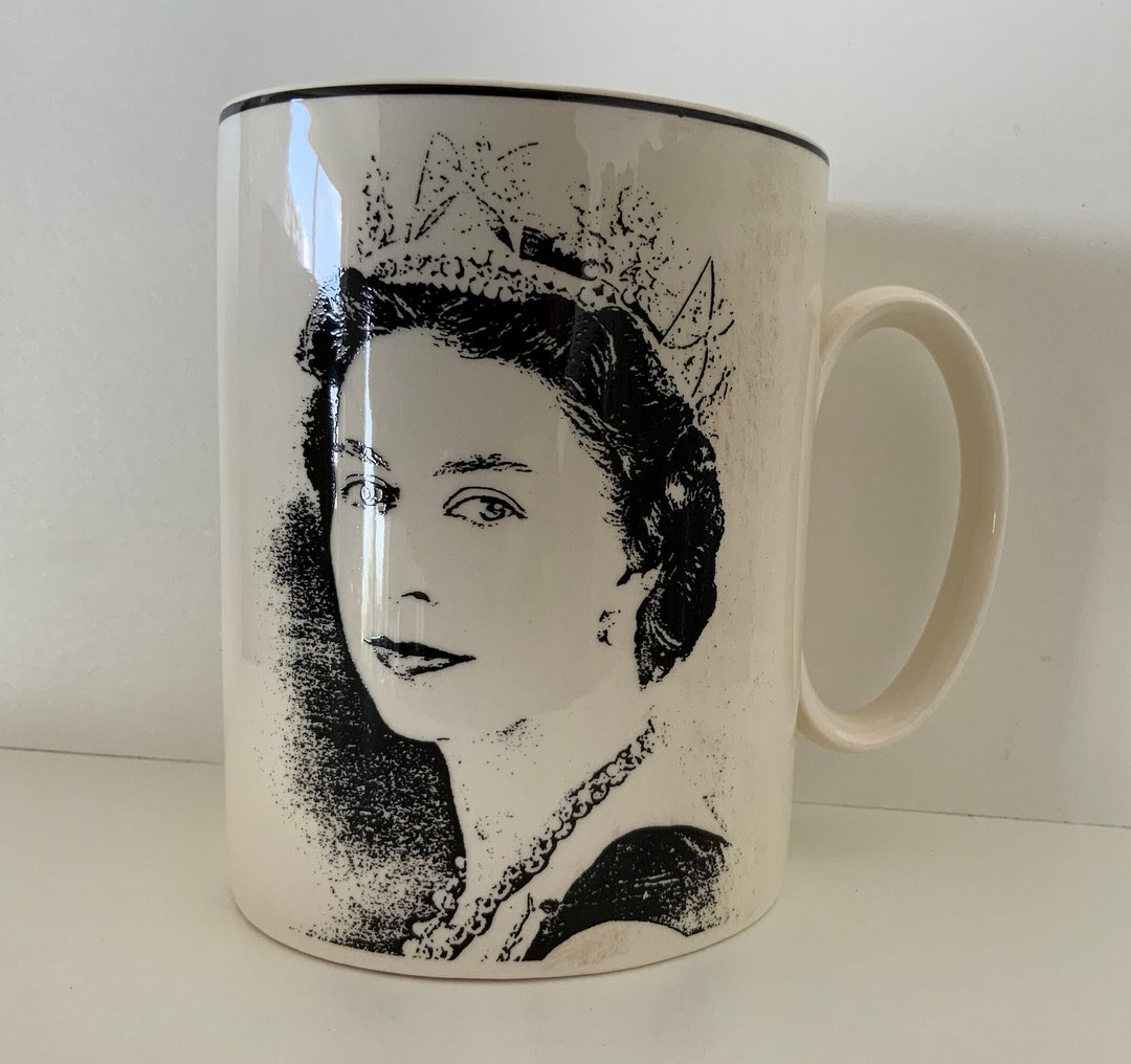 Selection of Royal Family Mugs/pots, Queen Elizabeth , Silver Jubilee ...