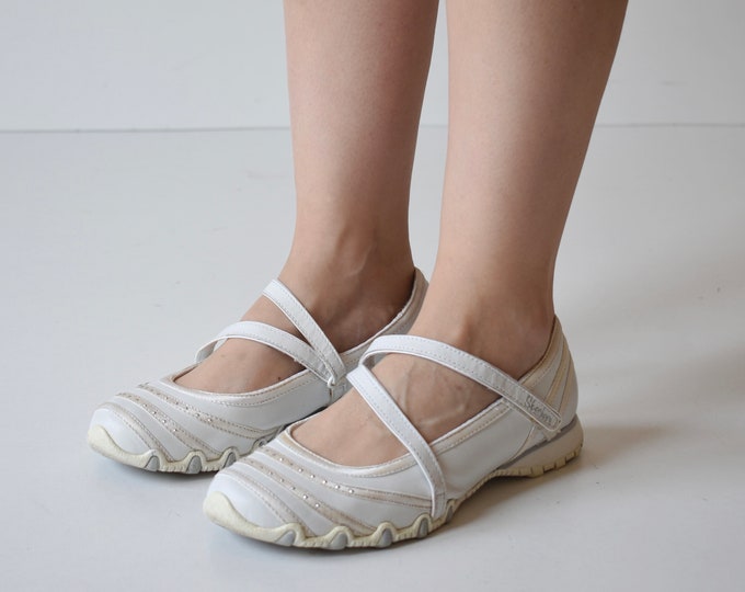 Y2k Skechers Futuristic Ballerina Shoes / Y2k White Futuristic Trainer ...
