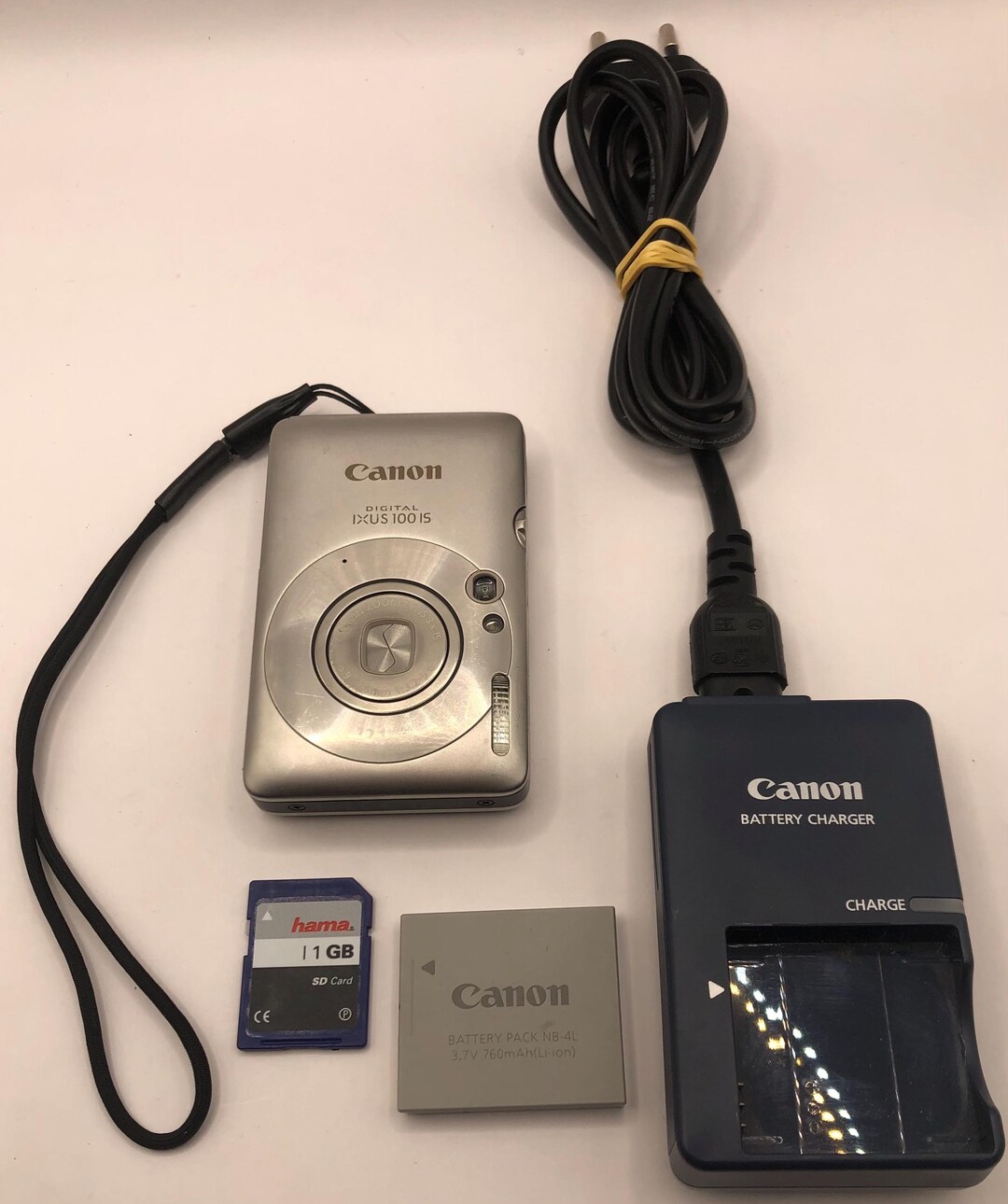 Canon IXUS 100 IS - Compact Camera - Etsy Australia
