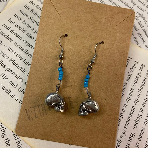 Idia Shroud/ Twisted Wonderland/ Skull Charm Earrrings/ Hades/ - Etsy