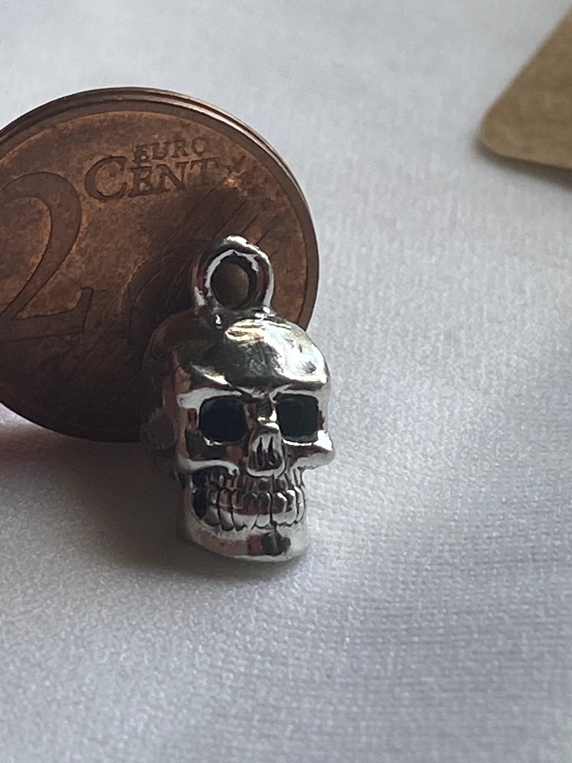 Idia Shroud/ Twisted Wonderland/ Skull Charm Earrrings/ Hades/ - Etsy