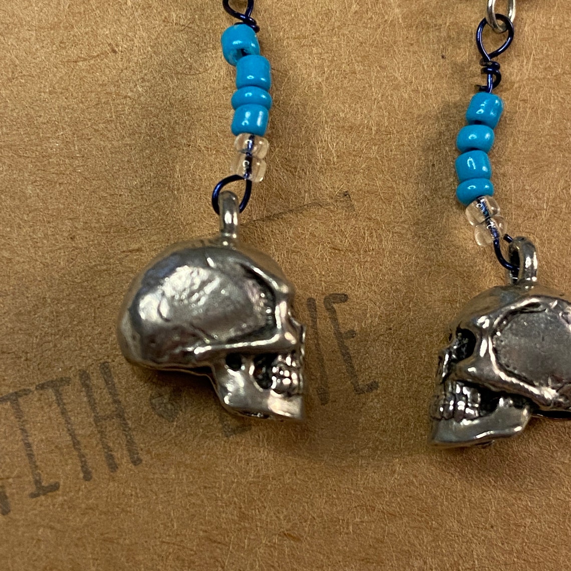Idia Shroud/ Twisted Wonderland/ Skull Charm Earrrings/ Hades/ - Etsy