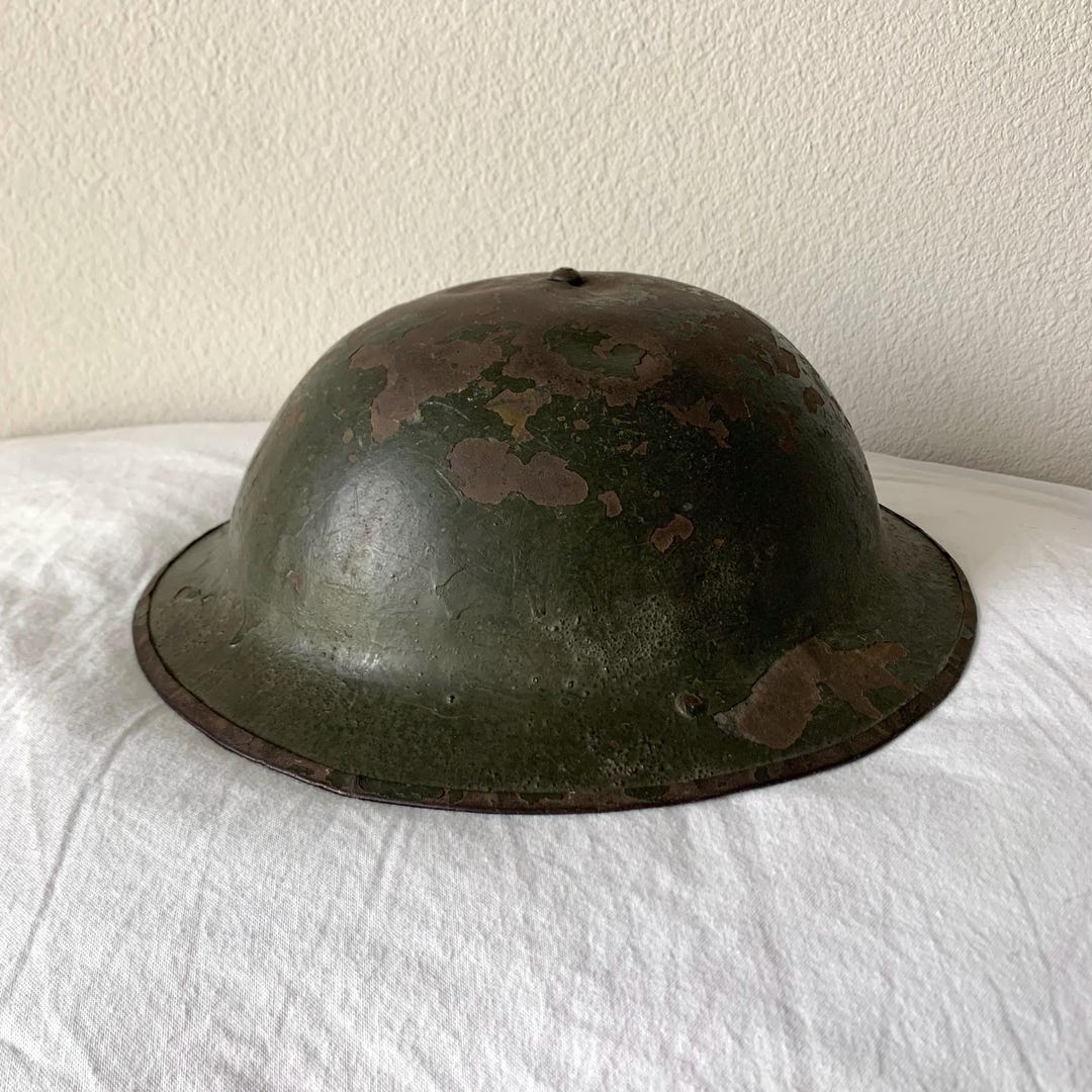 Antique WW1 British Brodie Helmet With Pinched Rim Plus Leather Liner ...