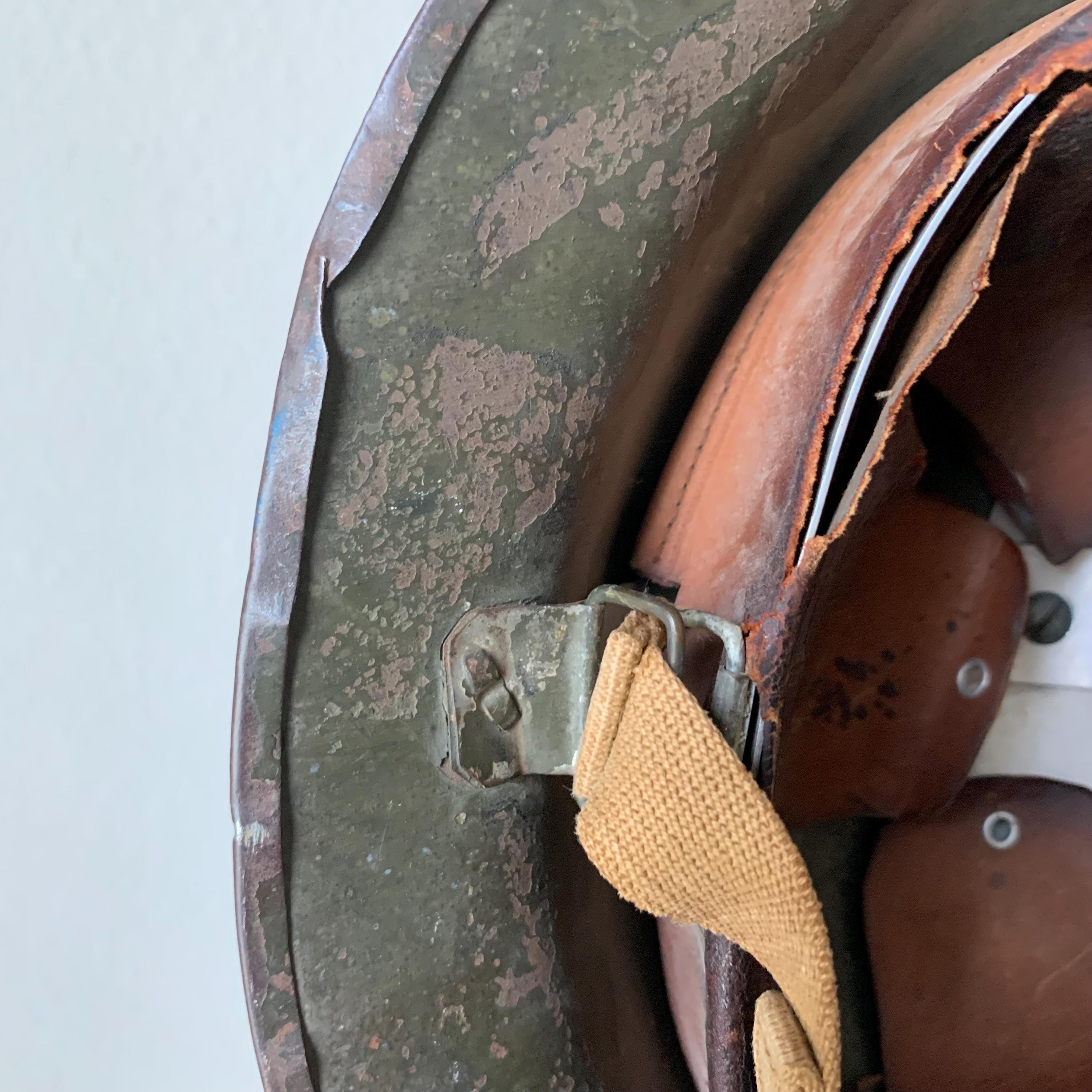 Antique WW1 British Brodie Helmet With Pinched Rim Plus Leather Liner ...