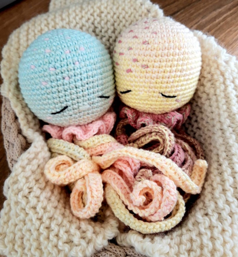 Häkelanleitung Qualle Quirin Amigurumi PDF Datei crochet - Etsy.de