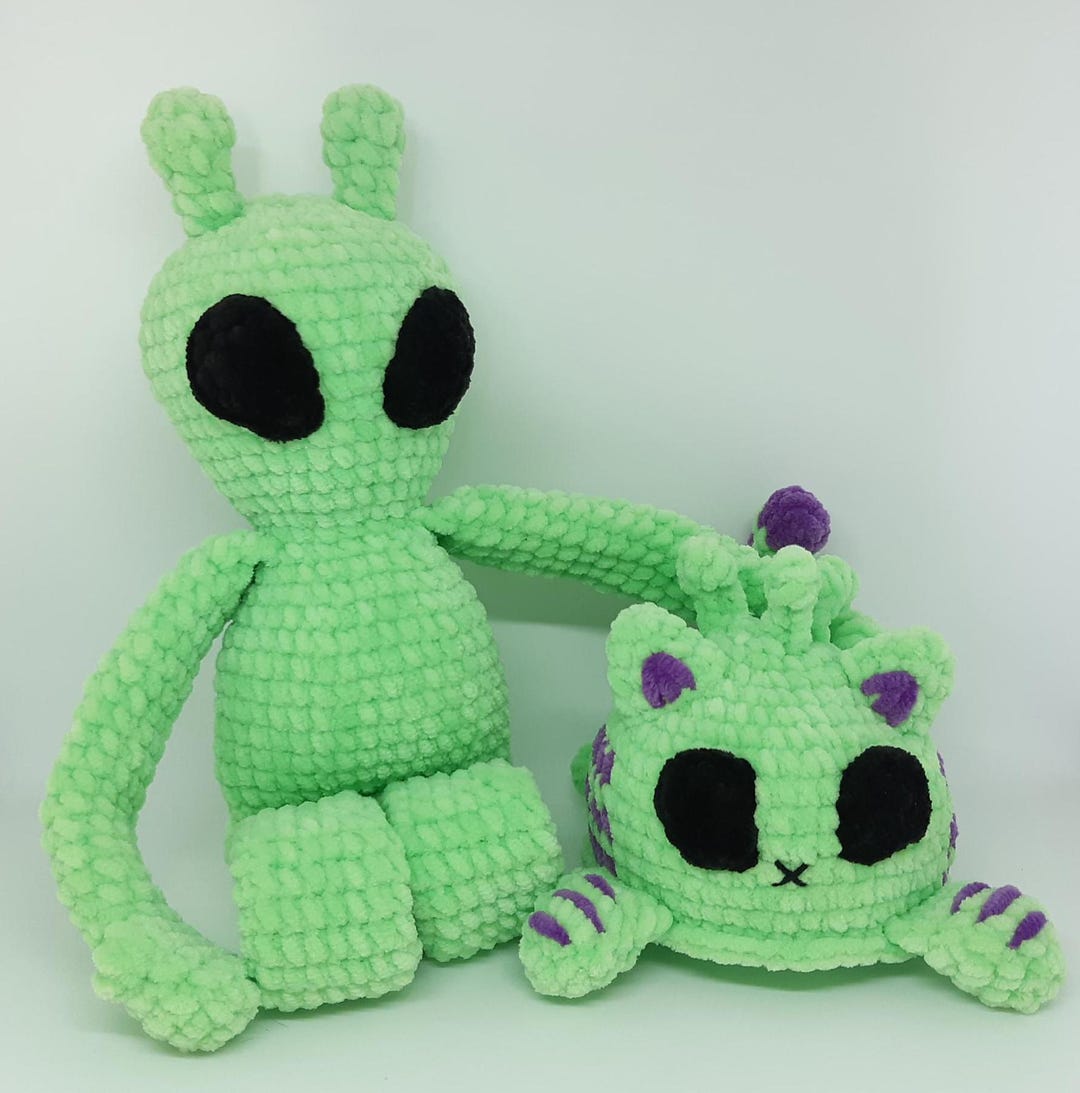 Crochet Alien Plushie Toy: Handmade Stuffed Extraterrestrial Doll - Etsy