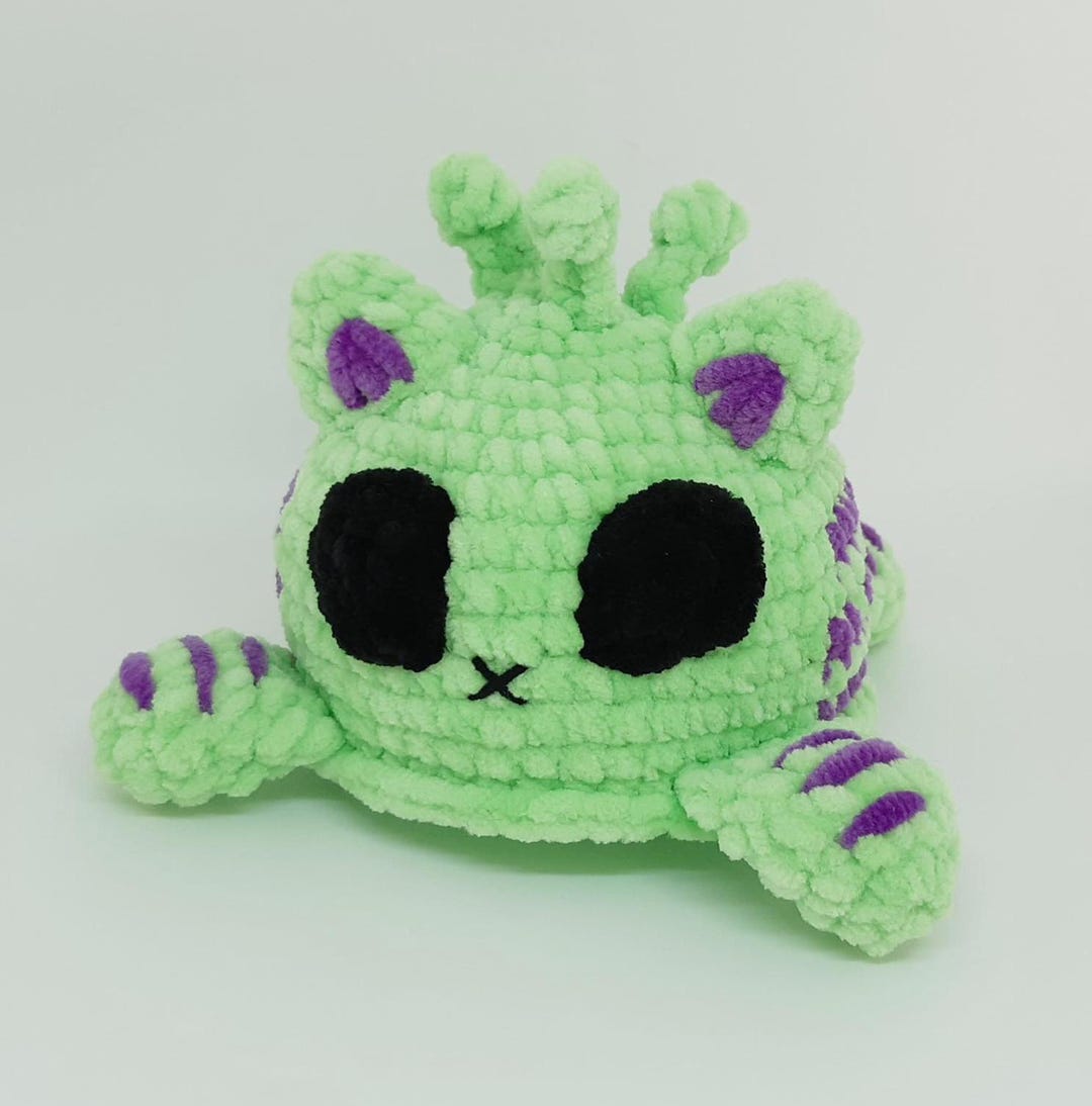 Crochet Alien Cat Plushie: Handmade Stuffed Extraterrestrial Kitty Toy ...