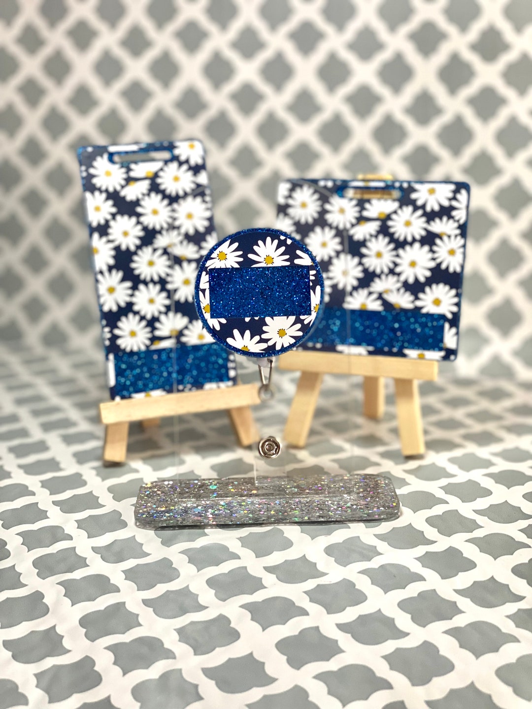 Daisy Badge Reel and Badge Buddy Set, Customized Badge Buddy and Badge ...