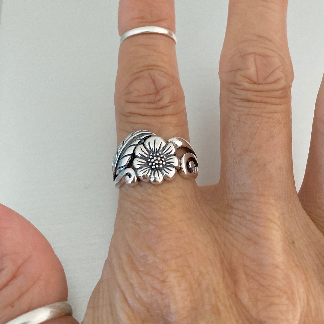 Sterling Silver Sunflower Ring With Leaf: Boho Floral Statement - Etsy