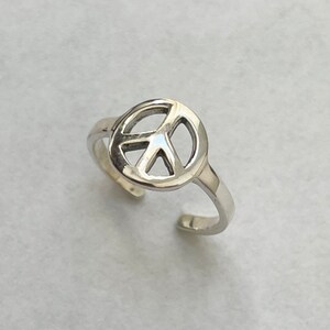Sterling Silver Peace Sign Toe Ring: Hippie Midi Ring - Etsy