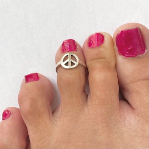 Sterling Silver Peace Sign Toe Ring: Hippie Midi Ring - Etsy