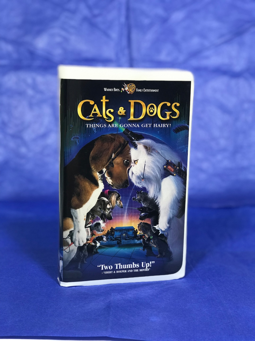 VHS - Cats and Dogs - Warner Brothers - Original and Vintage - Vintage ...