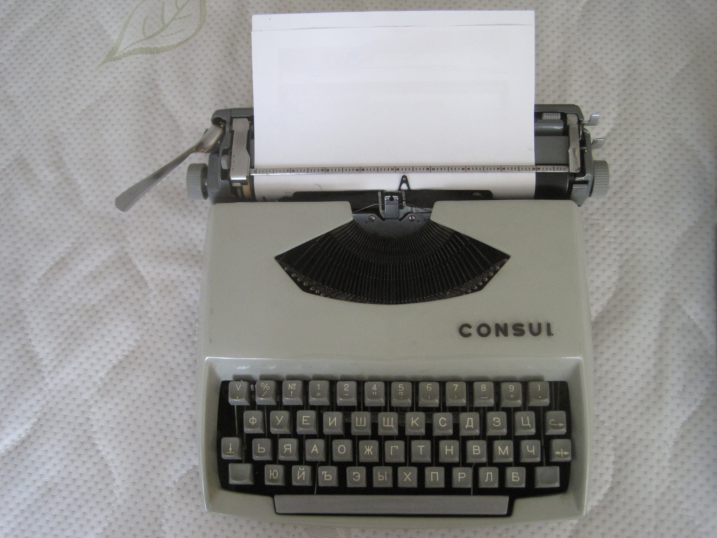 Consul Vintage Typewriters Portable Mechanical Cyrillic - Etsy