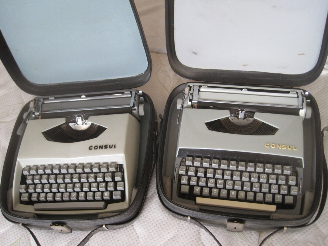 Consul Vintage Typewriters Portable Mechanical Cyrillic - Etsy