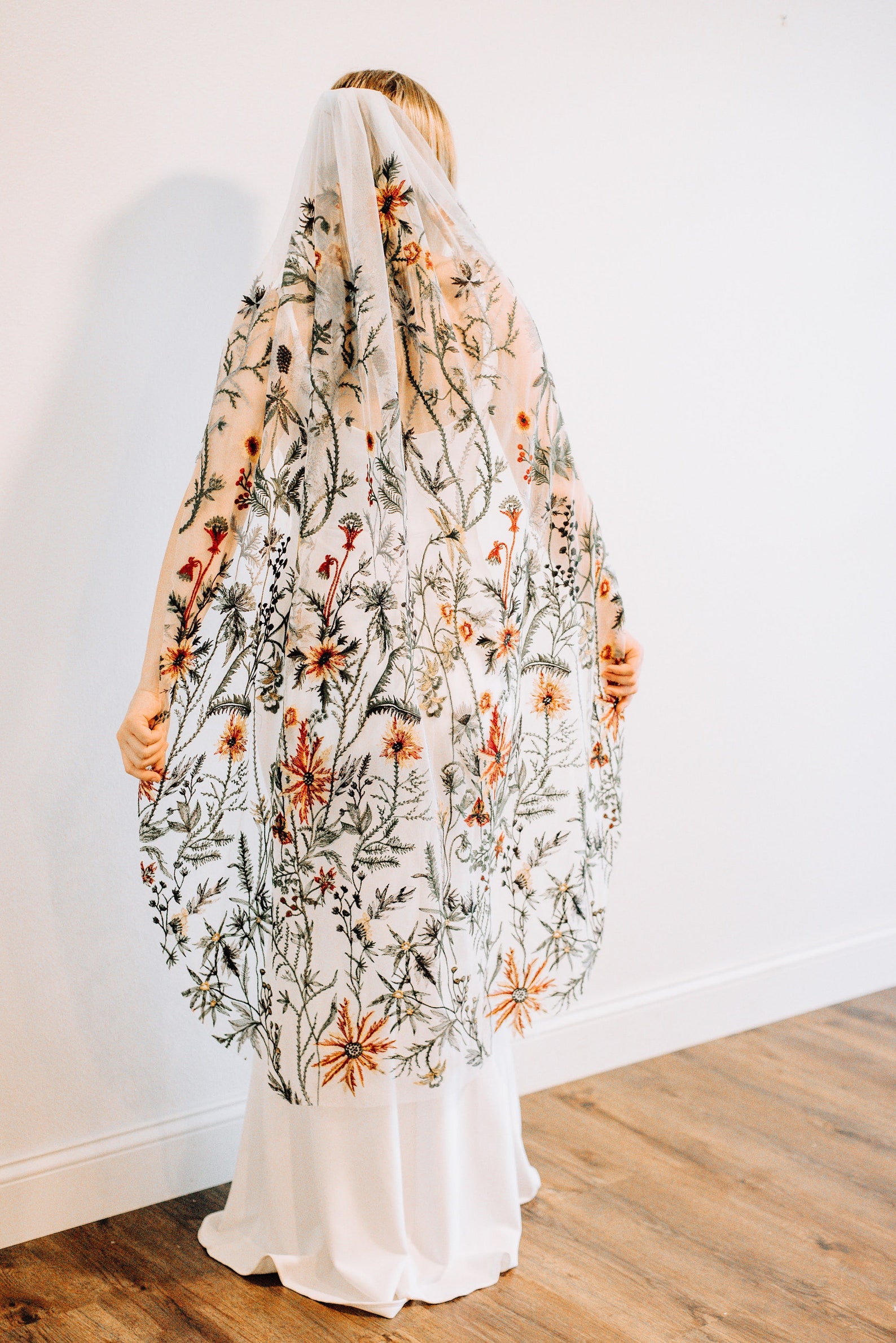 Ariel Veil - Lace Veil, Tropical Flower Veil, Hawaiian Flower Veil ...