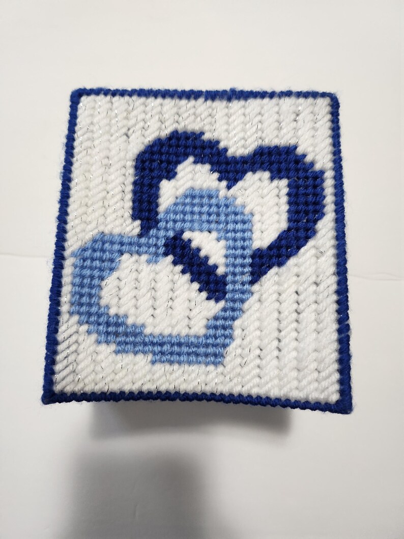 Interlocking Hearts Tissue Box Covers - Etsy