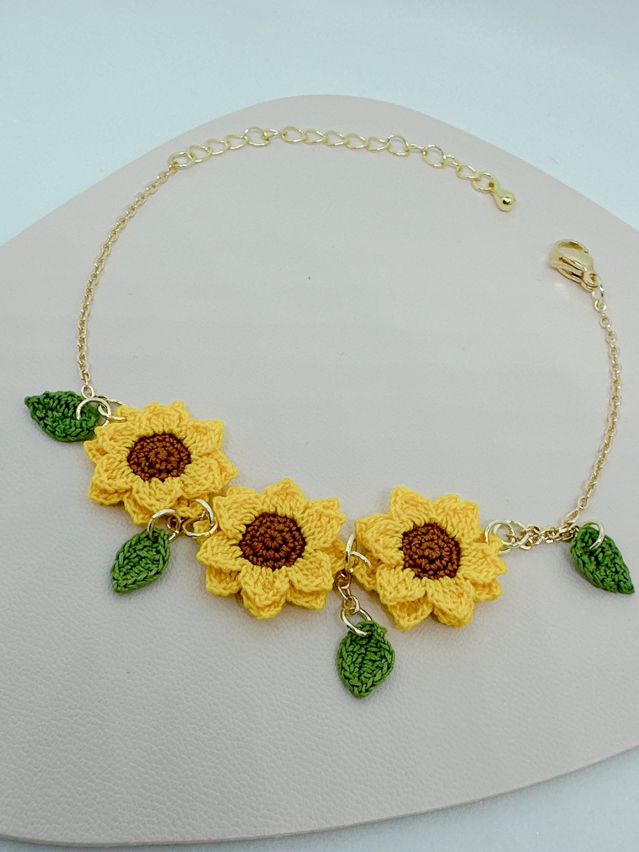Mini Crochet Sunflower Bracelet Miniature Summer Sunflower Bracelet - Etsy