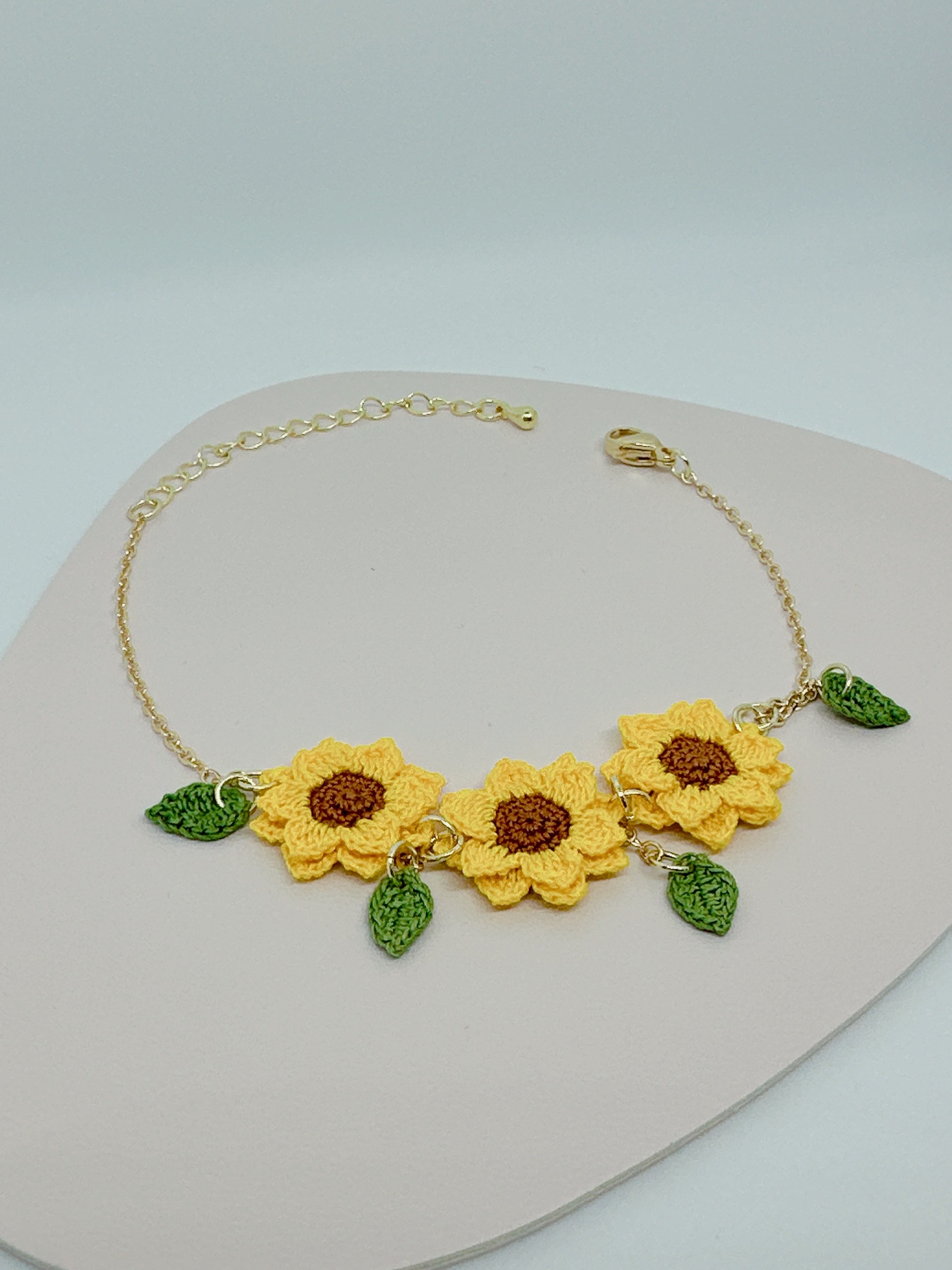 Mini Crochet Sunflower Bracelet Miniature Summer Sunflower Bracelet - Etsy